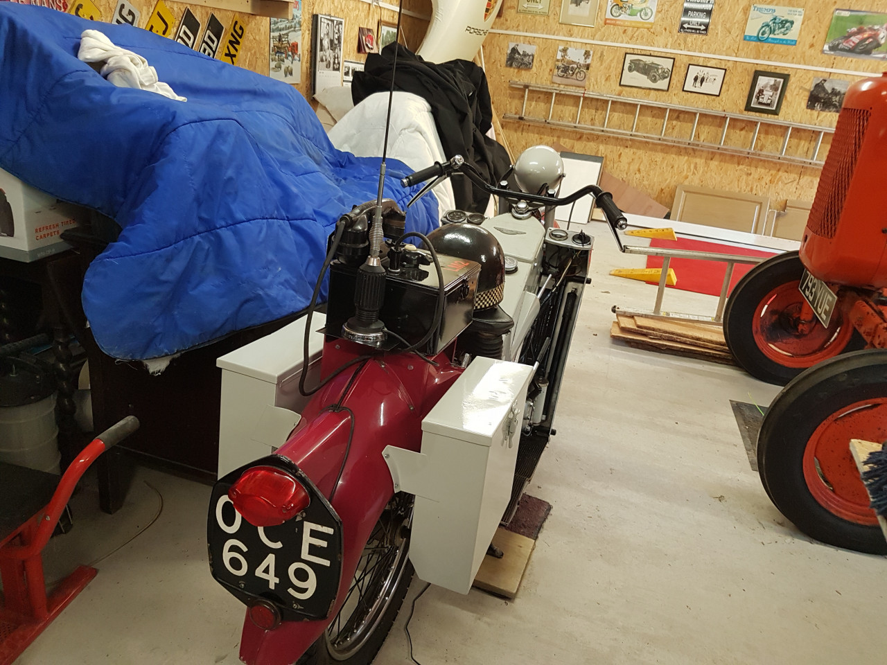 Noddy bike 1955 LE VELOCETTE 200cc hand start | Page 2 | UKGSer